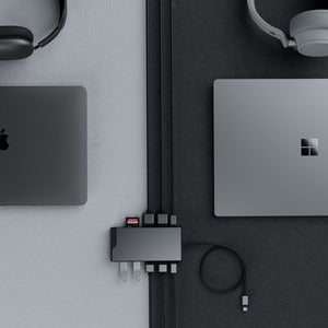 Alogic Universal 12-in-1 Mini Dock - DV3 - Triple Full HD Display - fo ...